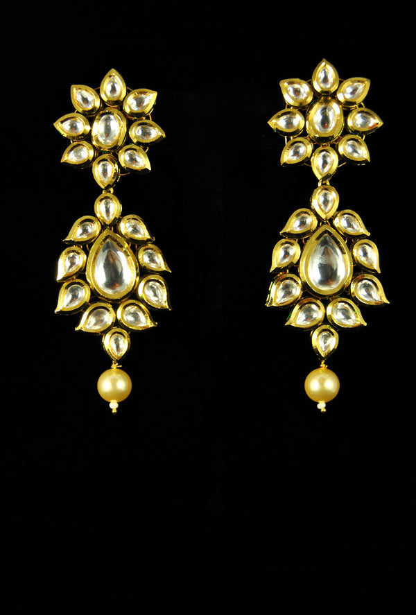 Elegant bridal kundan necklace set